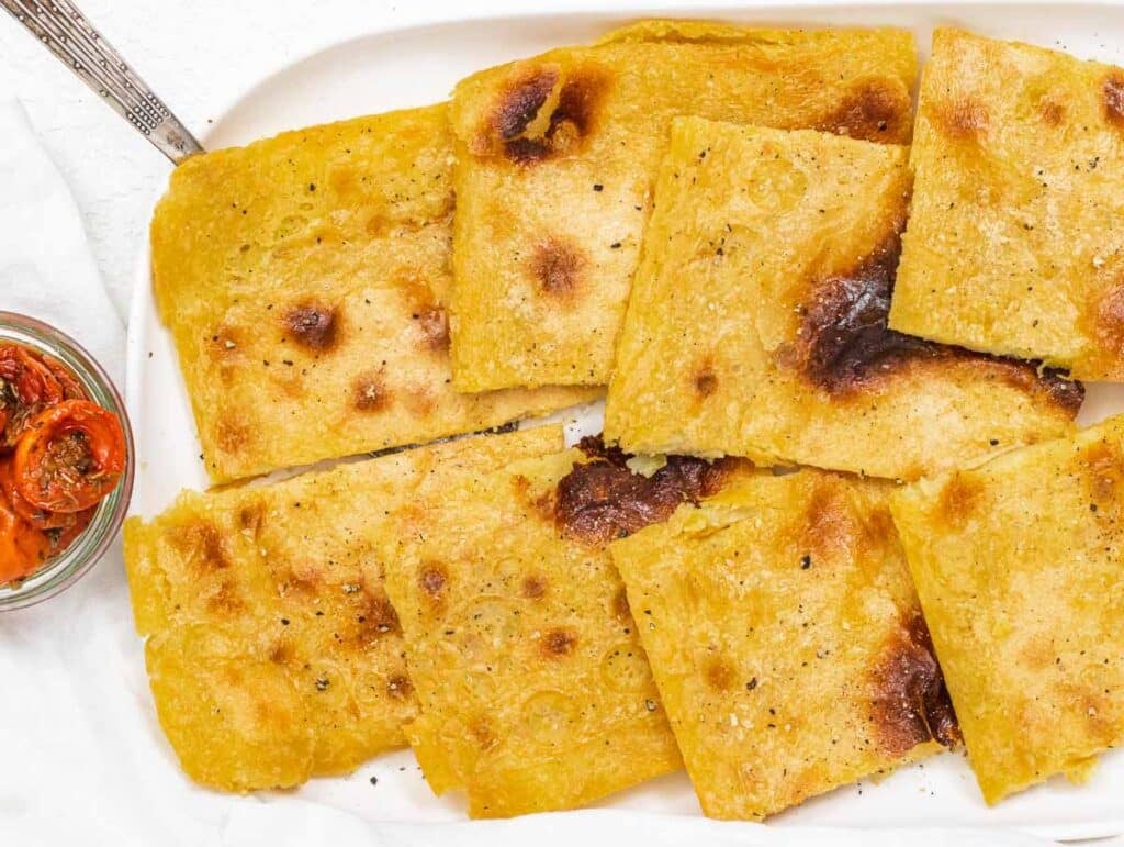 Farinata di Ceci: la Ricetta Tradizionale Italiana