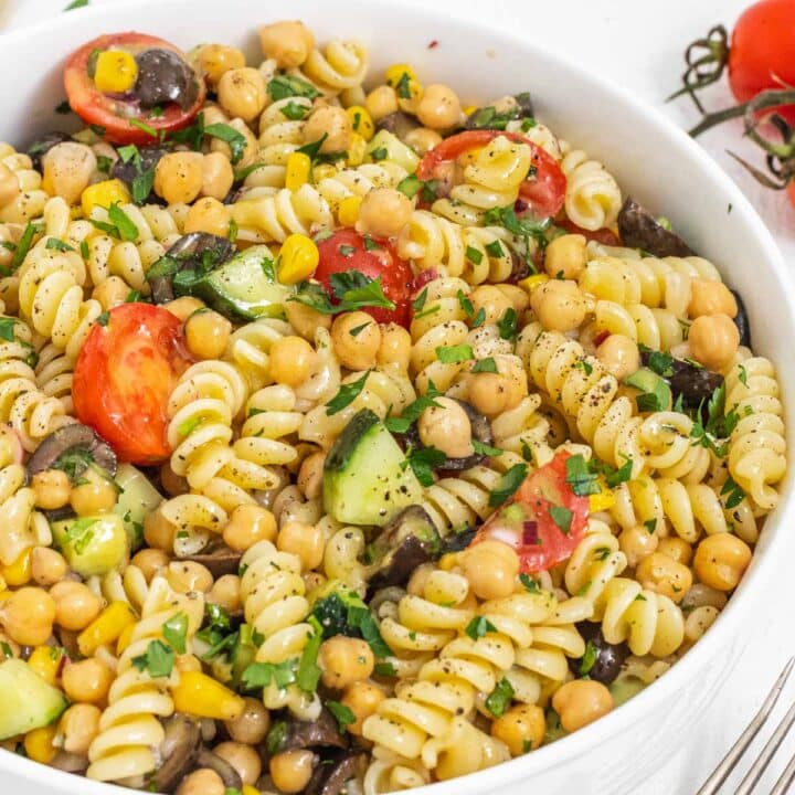 Pasta Fredda Mediterranea: Ricetta veloce e gustosa